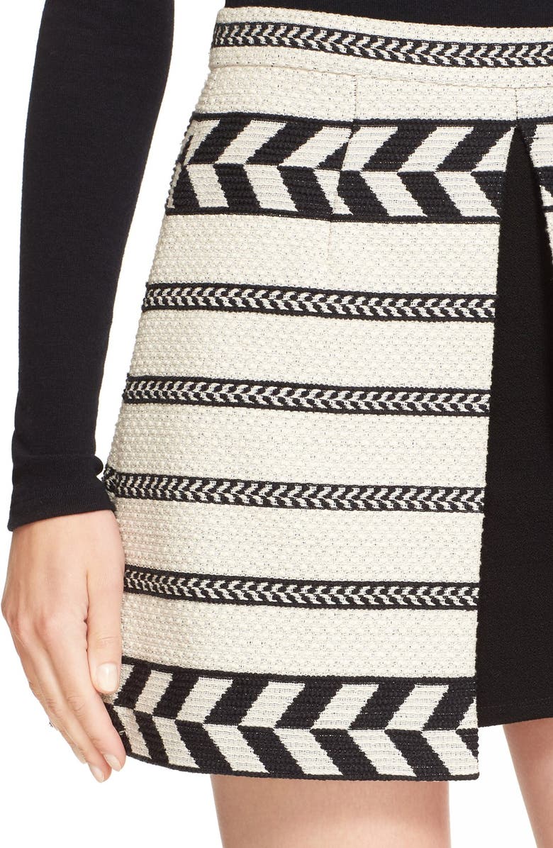 Alice + Olivia 'Daysi' Front Inset Jacquard Miniskirt | Nordstromrack