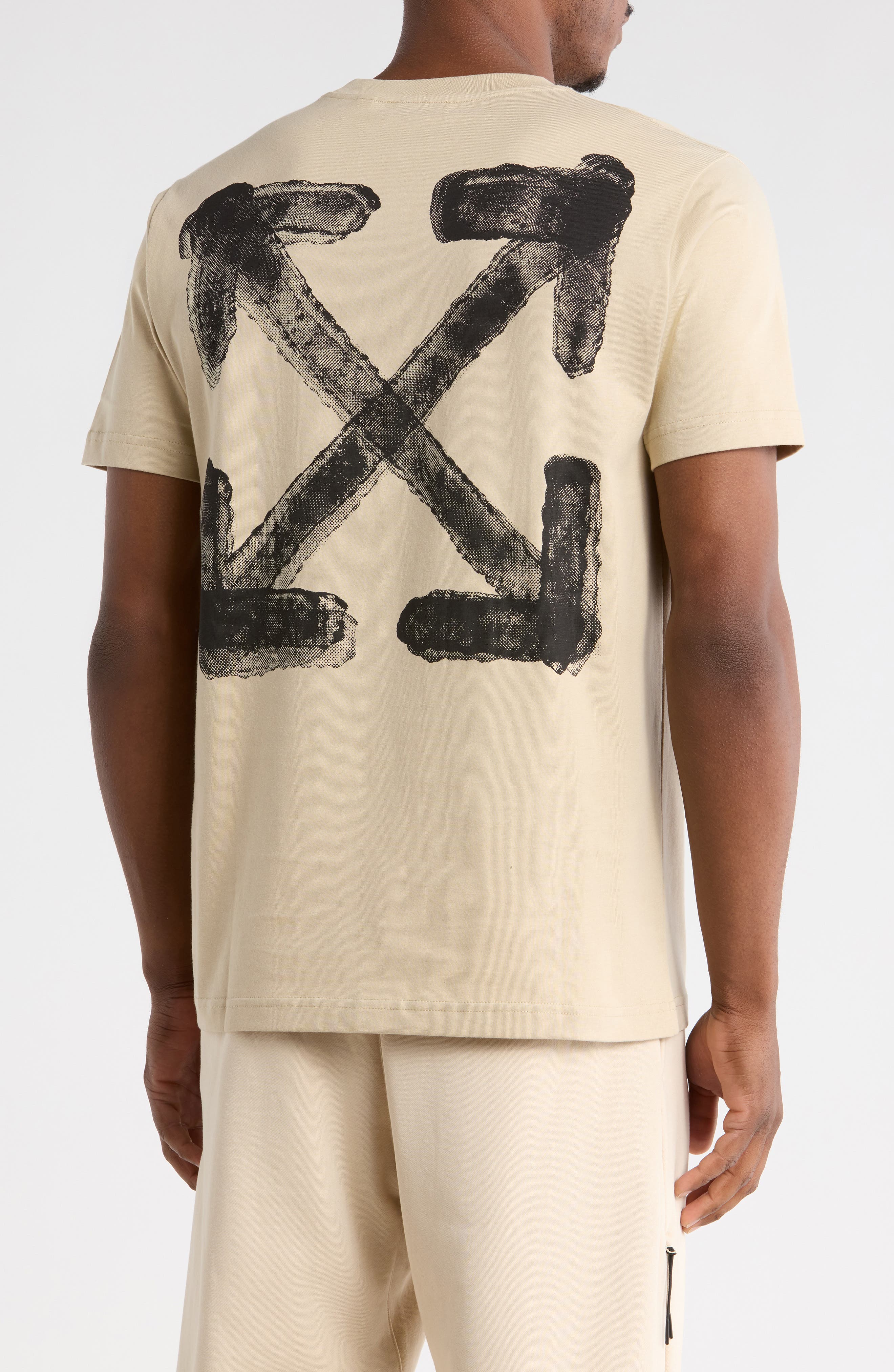 Off-White Spray Paint Arrow Graphic Slim T-Shirt | Nordstromrack