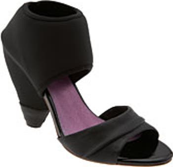Cindy Says 'Pyramid' Sandal | Nordstrom