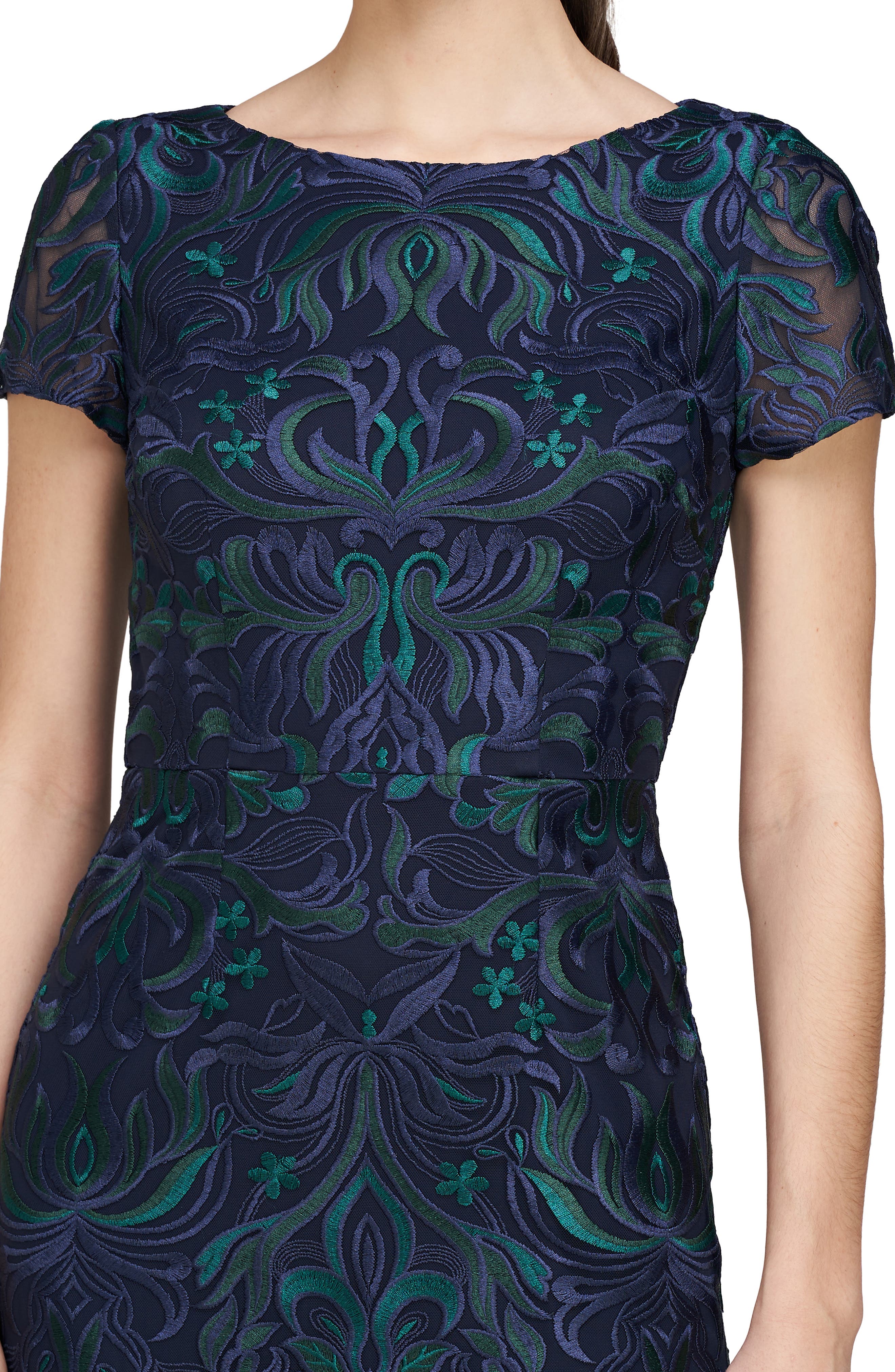 JS Collections Fallon Embroidered Column Cocktail Dress | Nordstromrack