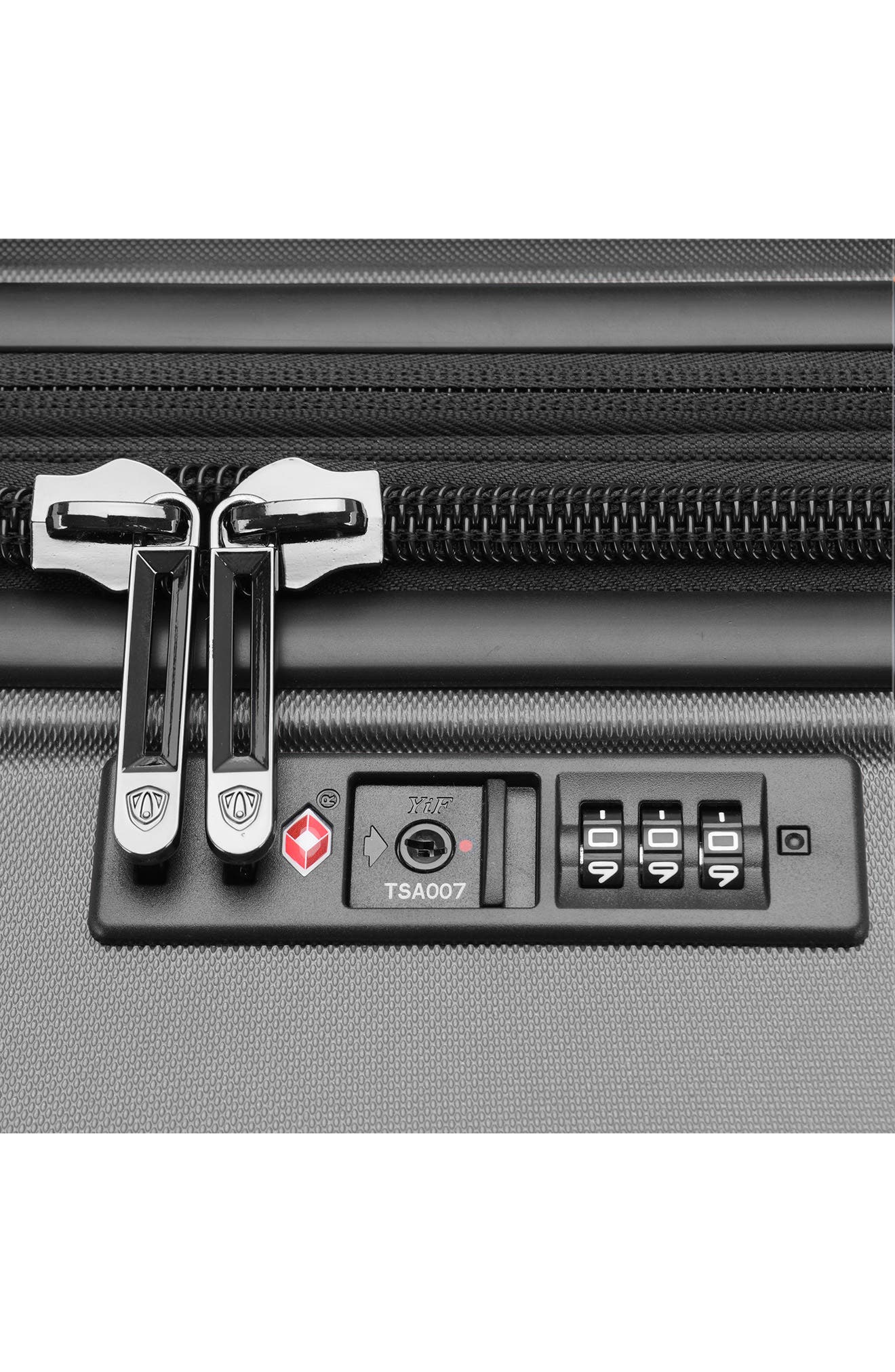 TRAVELERS CHOICE Casroville 22" Durable Hardside Spinner Case ...