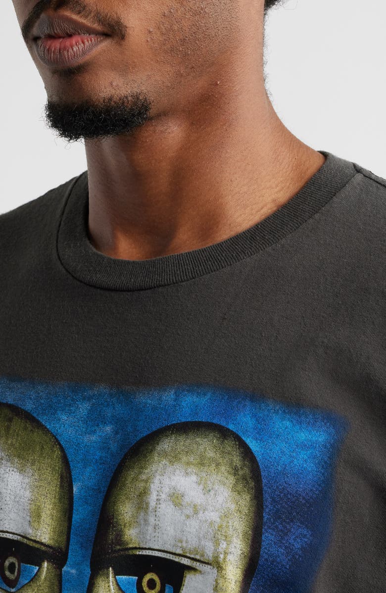 Merch Traffic Pink Floyd 'The Division Bell' Crop Graphic T-Shirt ...