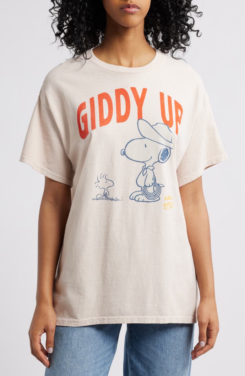 Vinyl Icons Peanuts® Snoopy Giddy Up Cotton Graphic T-Shirt | Nordstromrack