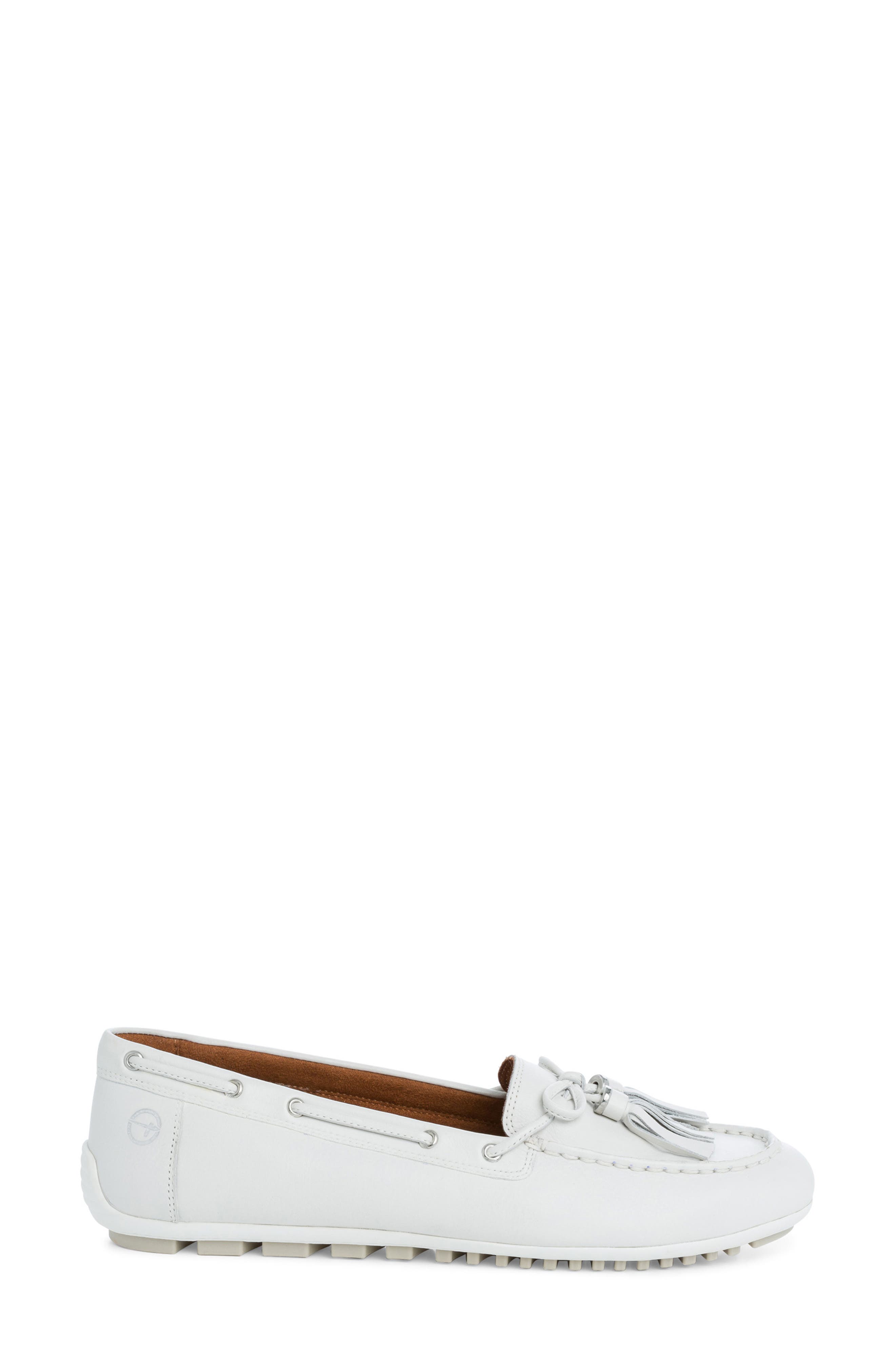 Tamaris Paulina Tassel Loafer (Women) | Nordstromrack