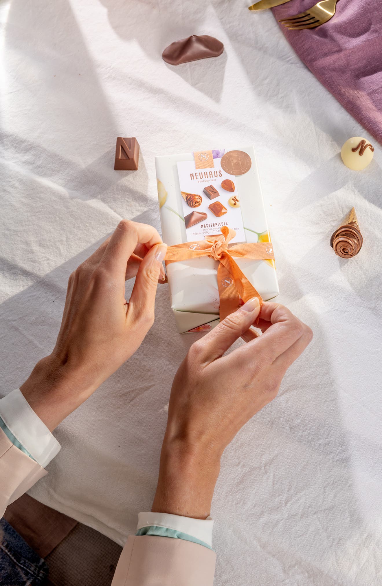 NEUHAUS Spring 18-Piece Classic Praline Assortment Ballotin | Nordstrom