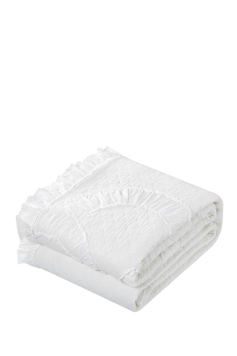 Queen Carmina Stitched Fish Scale Quilt - Cream | Nordstromrack