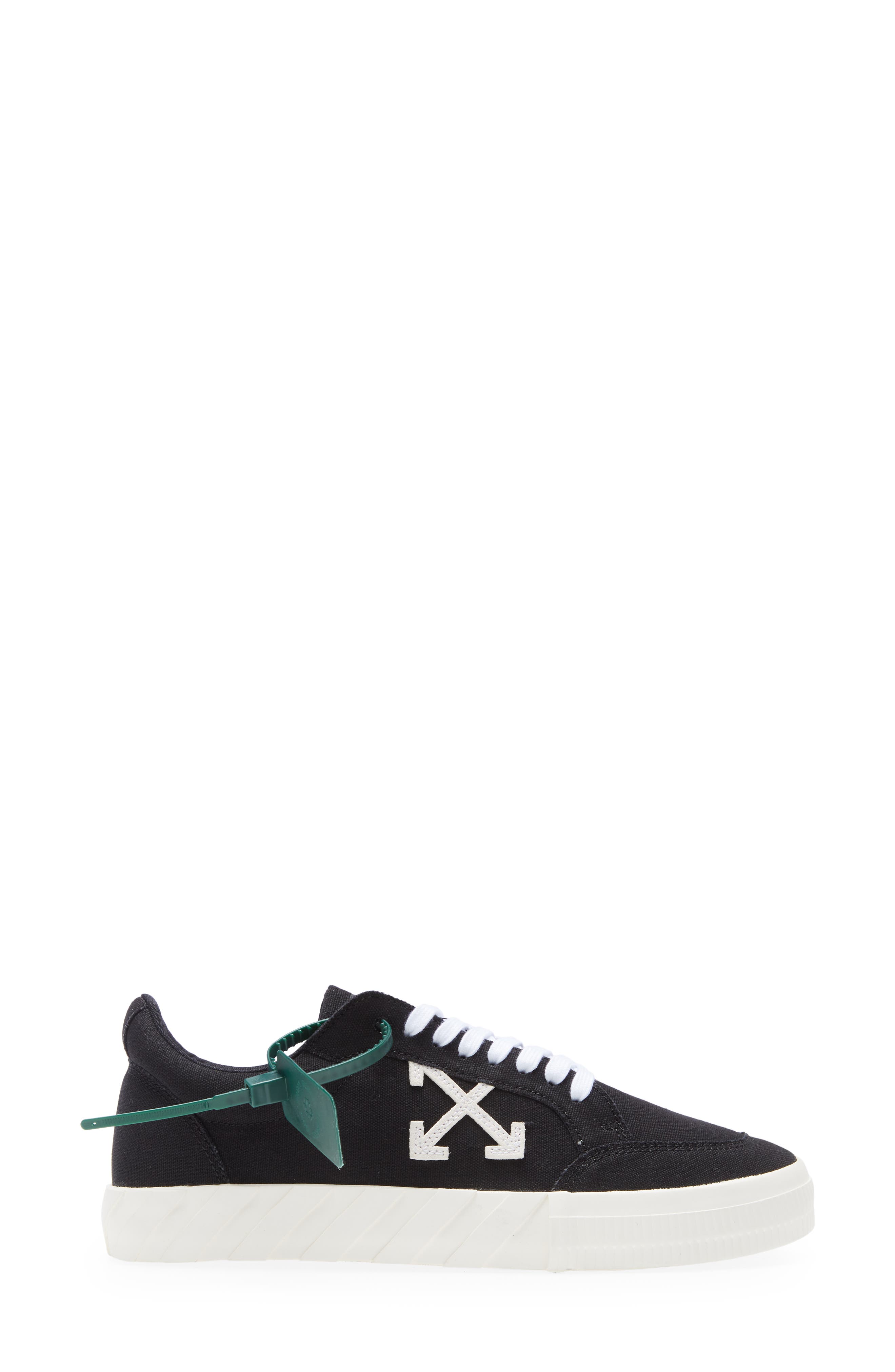 Off-White Vulcanized Low Top Sneaker (Men) | Nordstromrack