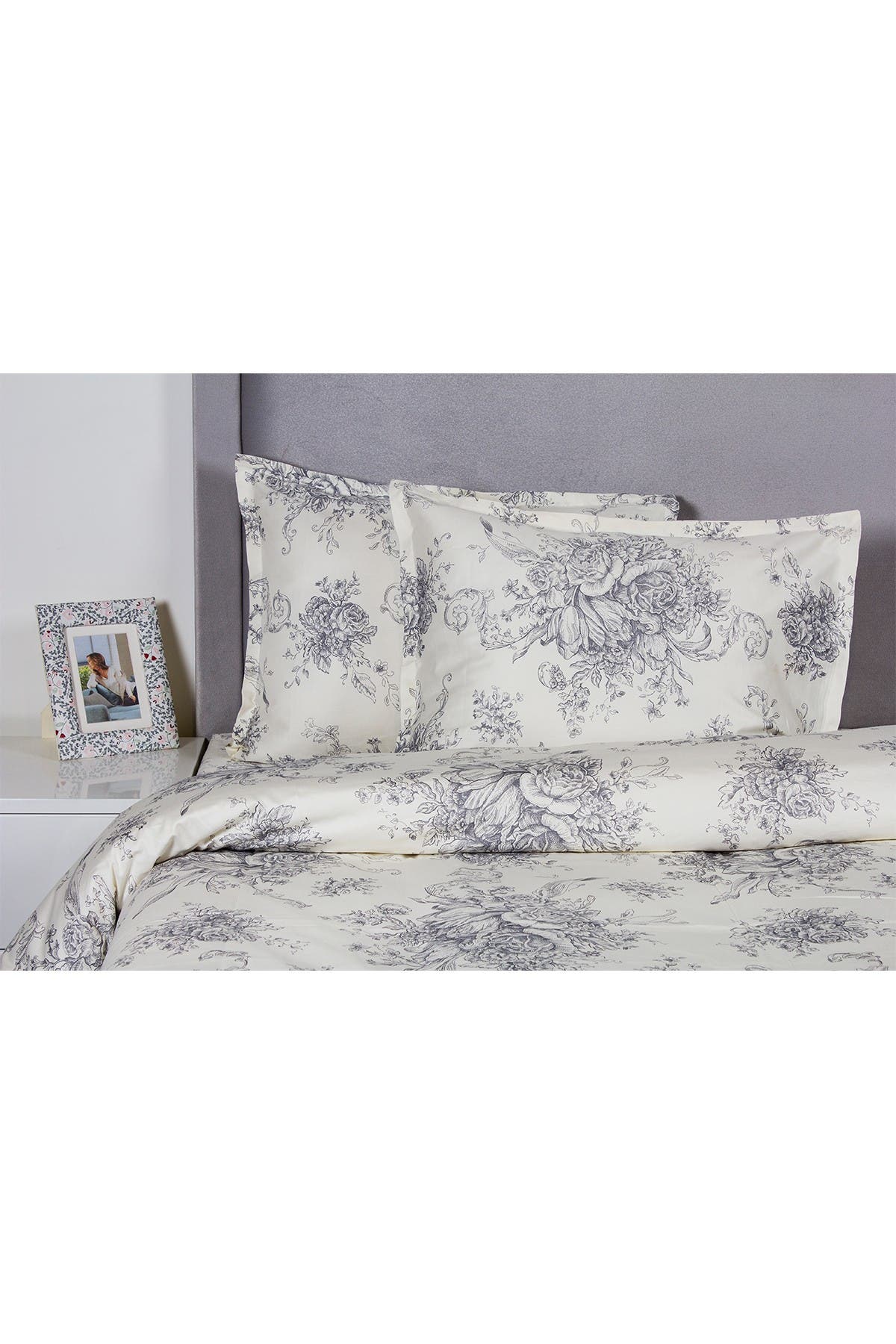 MELANGE HOME 400 Thread Count Cotton Toile Duvet Set | Nordstromrack