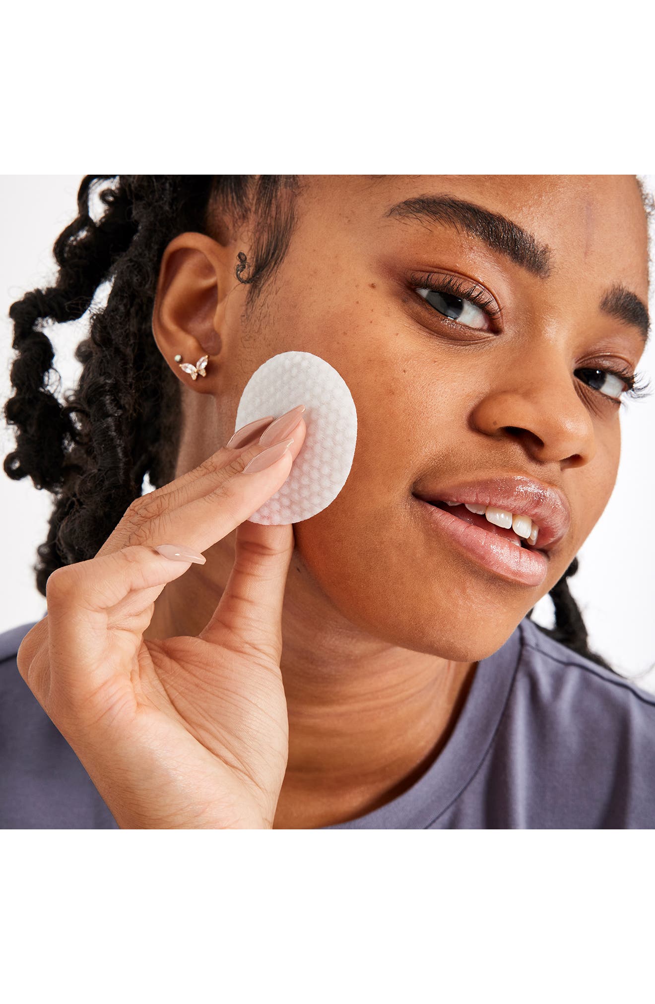 First Aid Beauty Fab Pharma White Clay Acne Treatment Pads with 2% ...